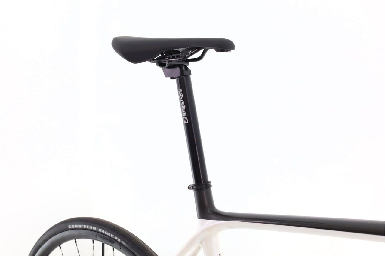 Vélos de route Scott Addict 20 Disc | Campsider