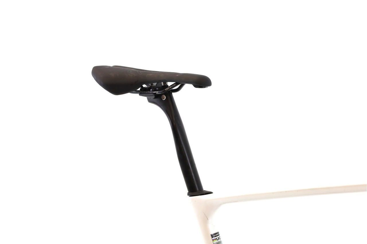 Vélos de route Giant Defy Advanced Pro 1 | Campsider