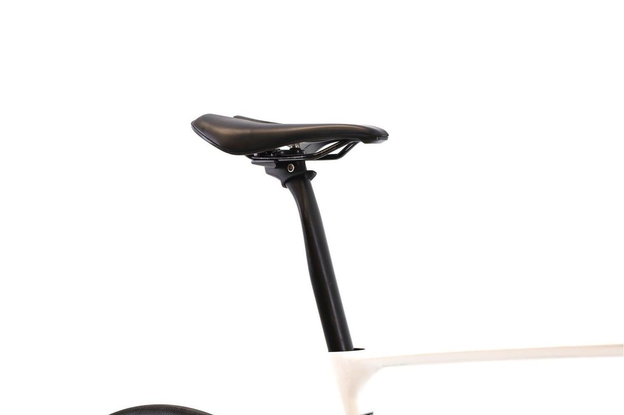 Vélos de route Giant Defy Advanced Pro 1 AXS | Campsider