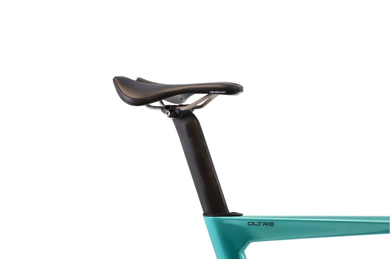 Vélo de route Bianchi Oltre Comp Di2 12V | Campsider