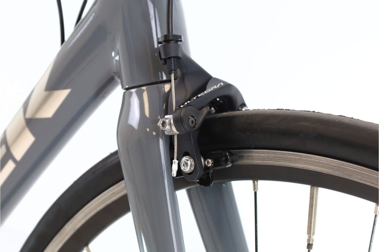 Vélo de route Trek Emonda ALR 6 | Campsider