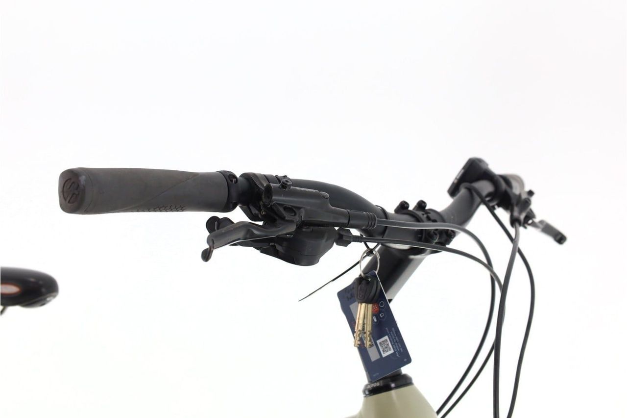 VTC électriques Cube KATHMANDU HYBRID PRO 625 | Campsider