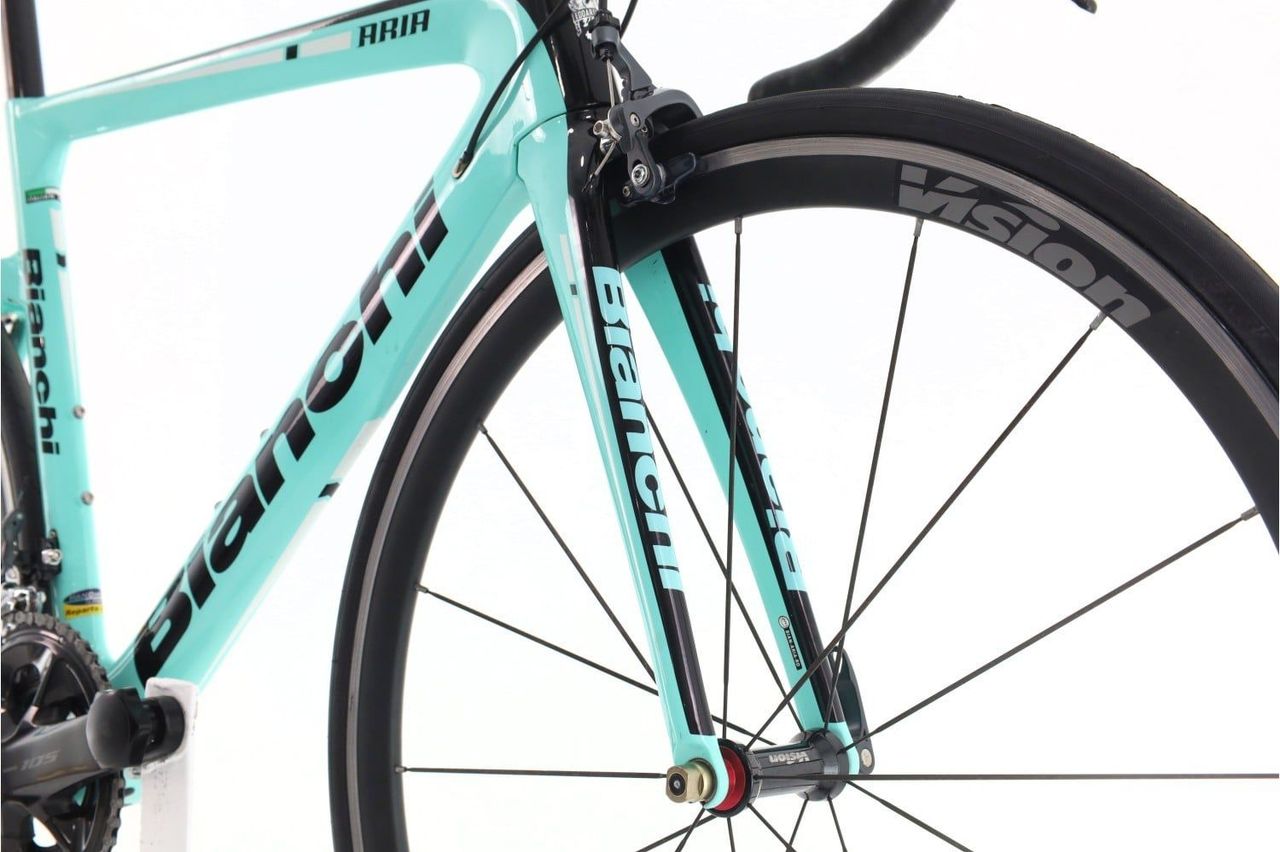 Vélo de route Bianchi Aria | Campsider