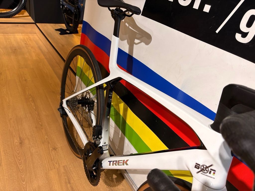 Vélo de route Trek Madone Sl6 Gen 8 | Campsider