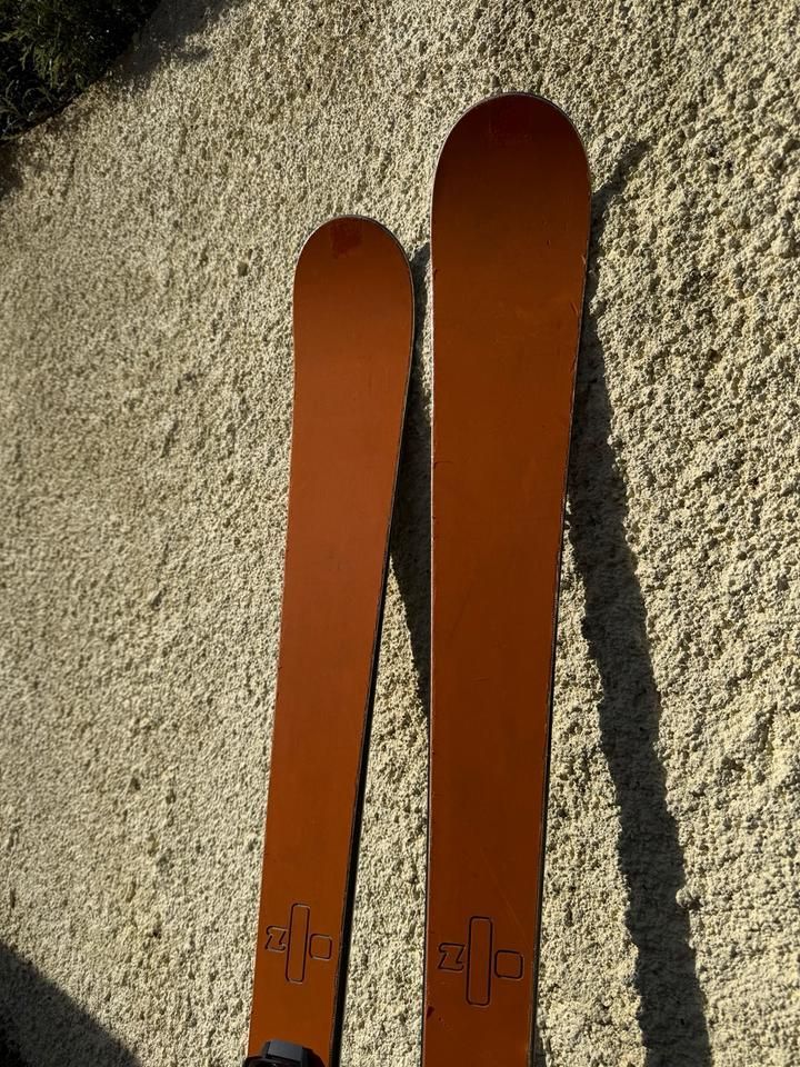 Skis alpins Zai Disruptor | Campsider
