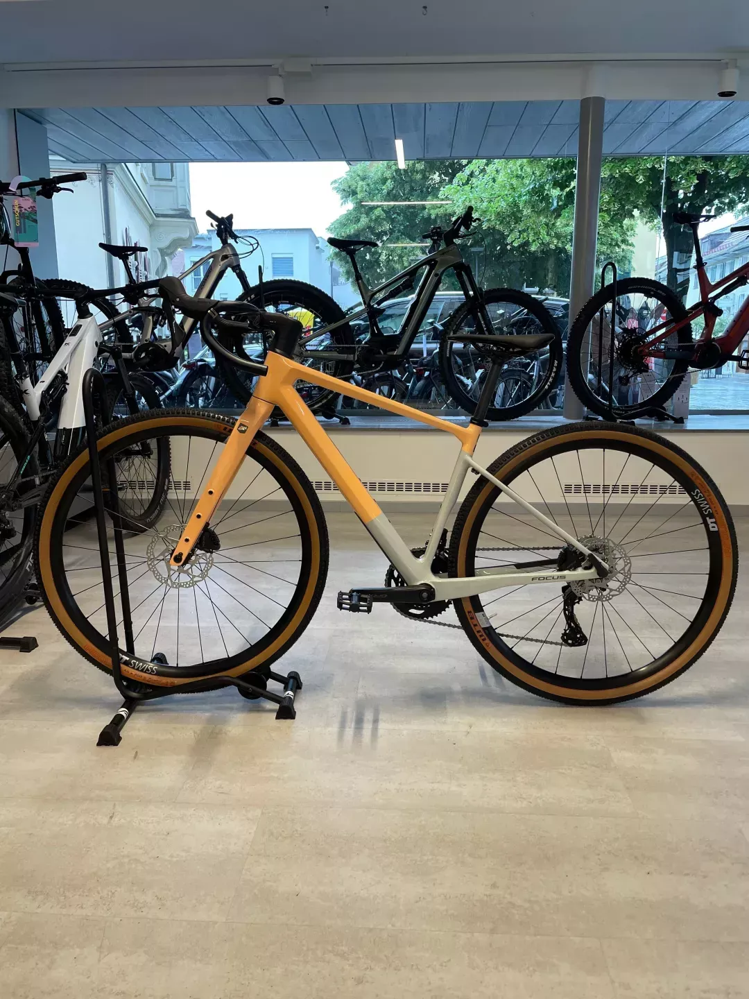 Vélo gravel Focus Atlas 8.7 2024 | Campsider