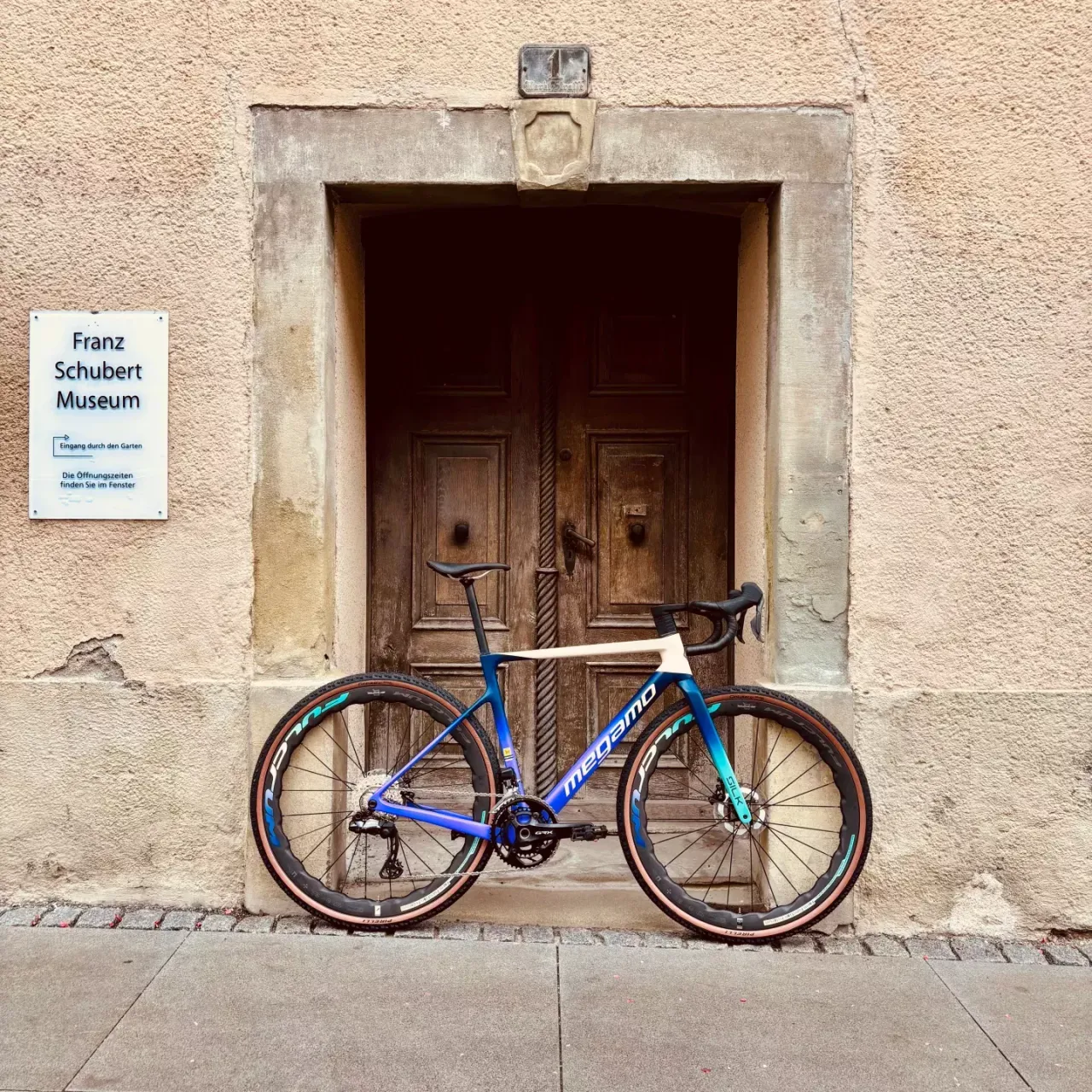 Vélo gravel Megamo Silk Buff- Team Edition | Campsider