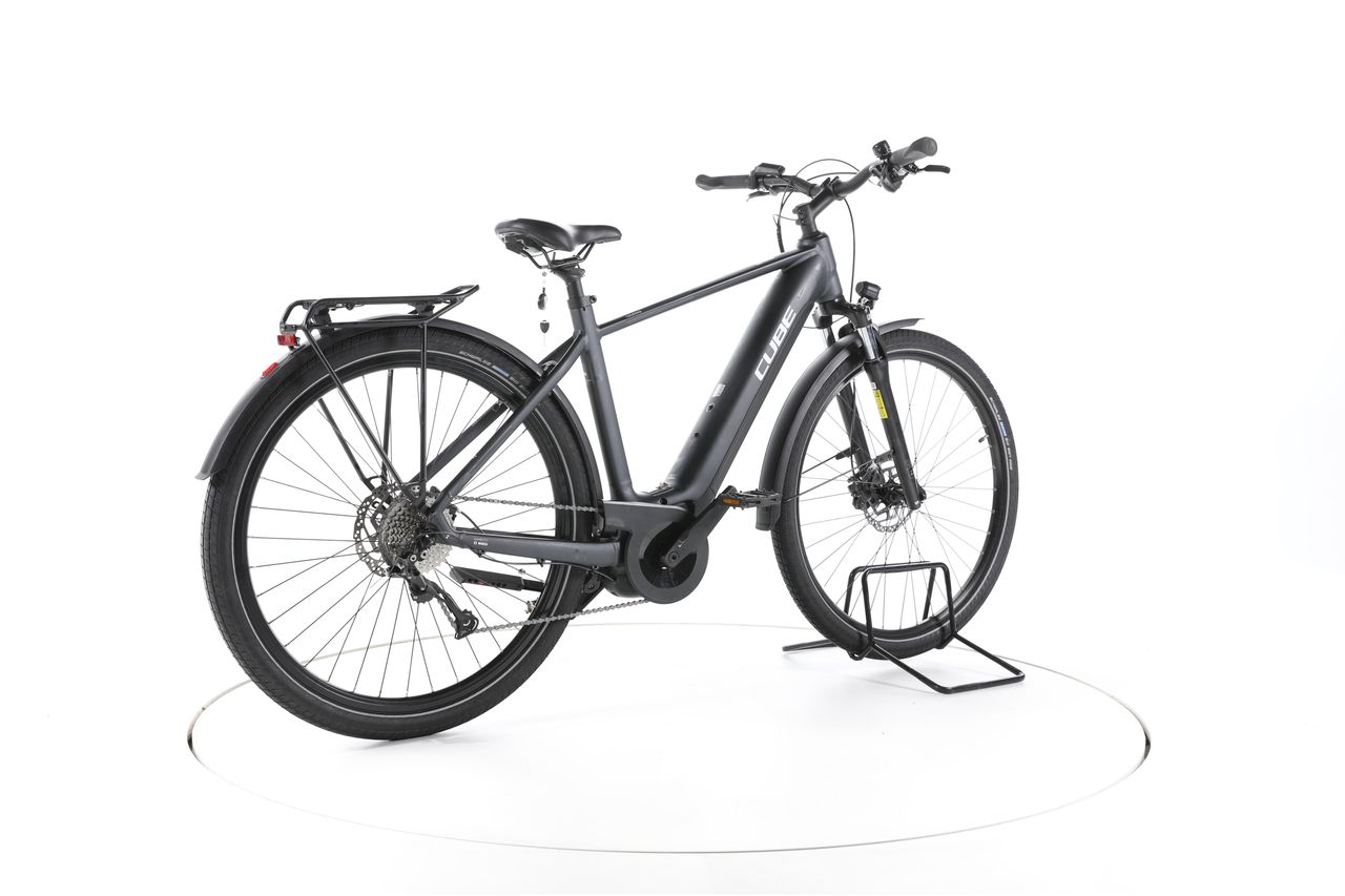 Vélo électrique Cube Touring Hybrid ONE | Campsider